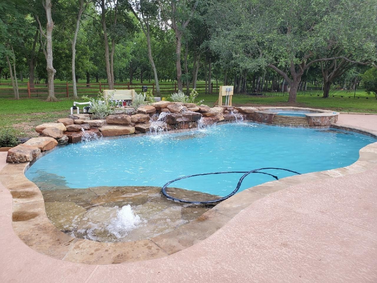 ortizpools.com